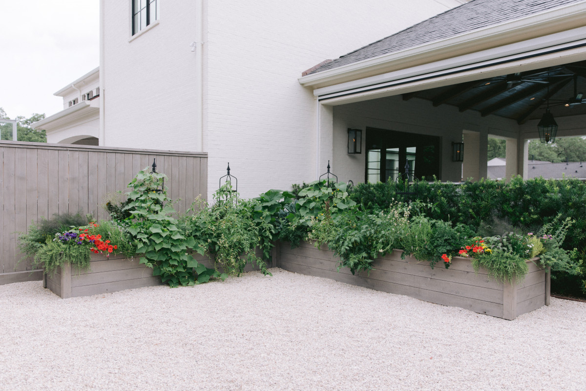 How to Start a Garden Part 5: Installing the Garden Structures • Gardenary