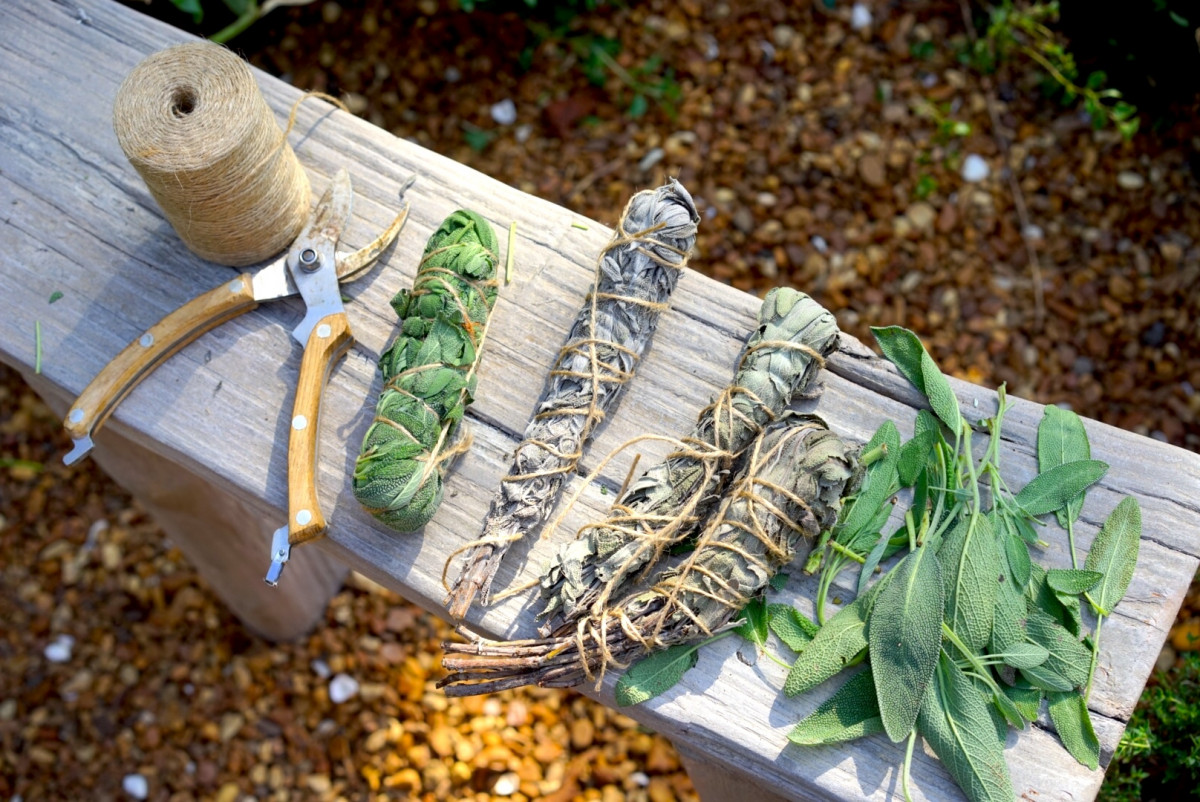 How to Make Your Own Sage Bundle for Smudging • Gardenary